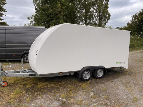 Enclosed Car trailer/transporter - Eco-Trailer Shuttle 4.2m bed length ...