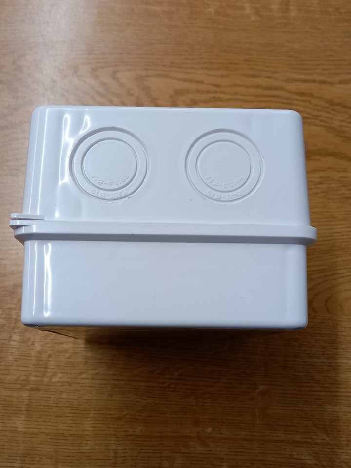 2 Way Garage Caravan Shed Boat Mini Consumer Unit 40A 30Ma RCD 2 MCBS ...