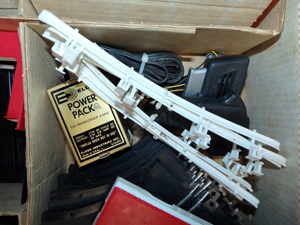 1967 ELDON DODGE CHARGER ROAD RACE SET 99% COMPLETE WITH CARS IN BOX ...