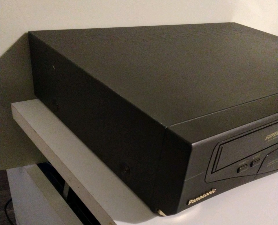 Panasonic SD400 NV-SD400B Player & Recorder Superdrive VHS VCR Retro ...