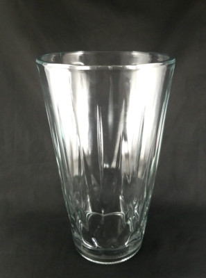 Syndicate Sales, Inc. #4239A Heavy Duty 9" Tall Tumbler Flower Vase ...