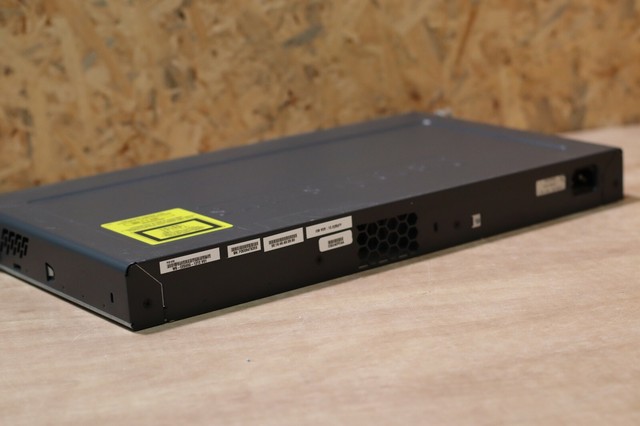 Cisco Catalyst Express (WS-CE500G-12TC) 12-Ports Rack-Mountable Switch ...