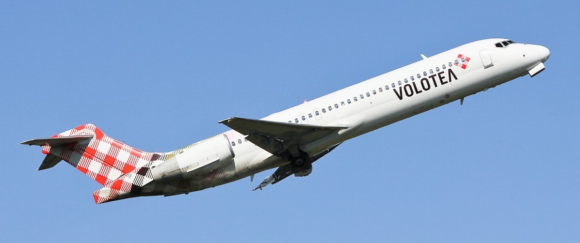 Boeing 717-2BL Volotea Airplane Desktop Wood Model Replica Large Free ...