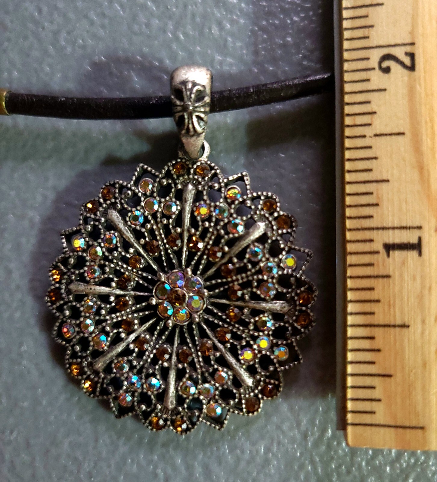 Lia Sophia Necklace Aurora Borelis Arabesque Medallion 16-19" Leather ...