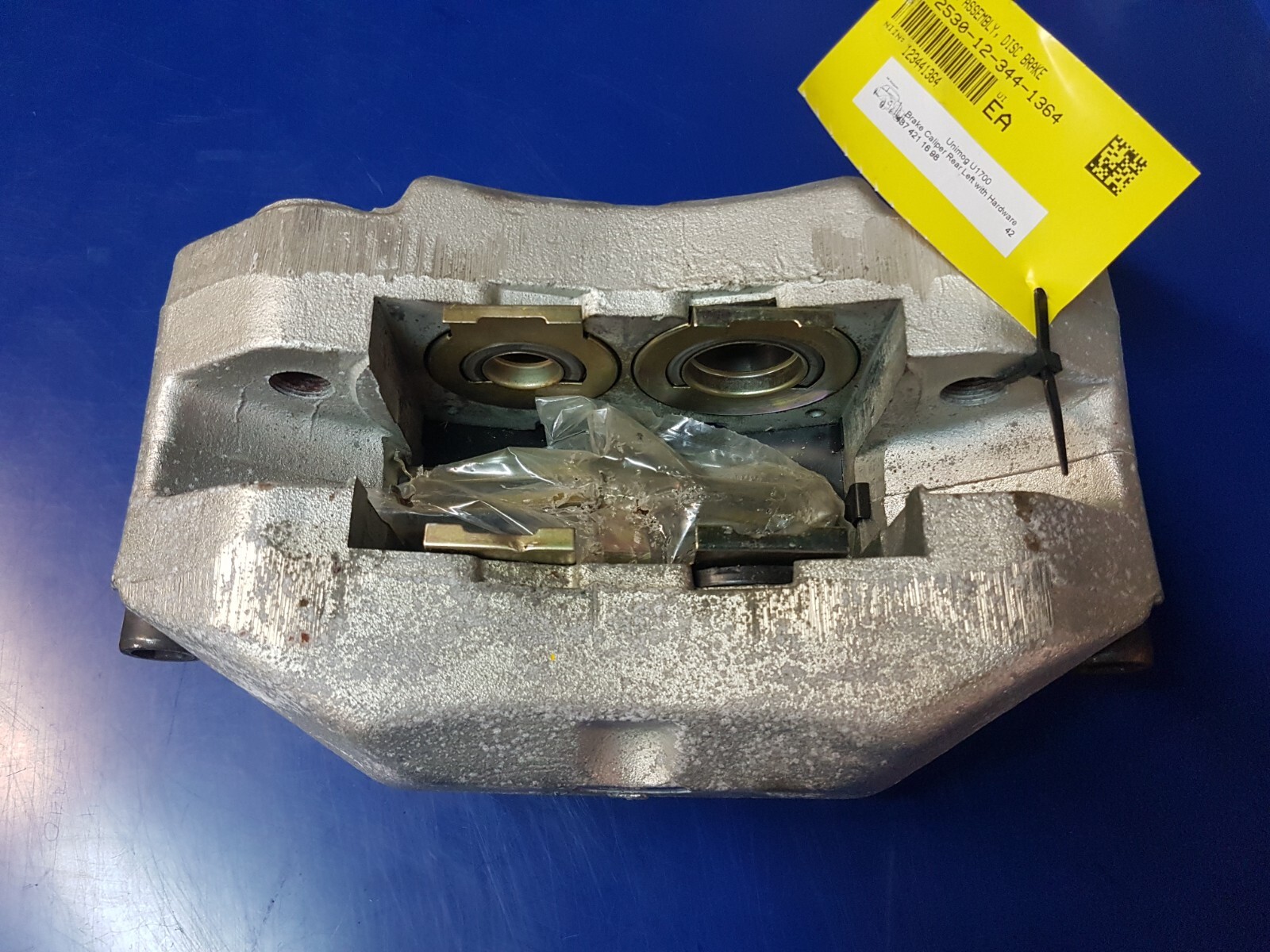 Mercedes Unimog SBU U1250 – U2450 Left Brake Caliper – 437 421 16 98 ...