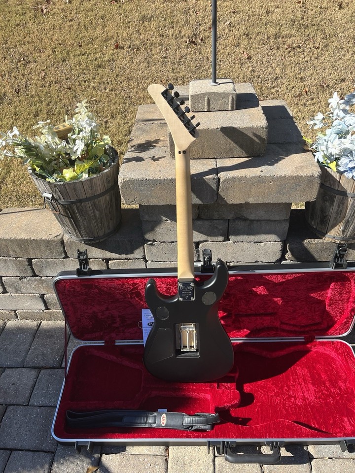 2021 Eddie Van Halen EVH Stealth Black Electric Guitar 5150 W Case | eBay