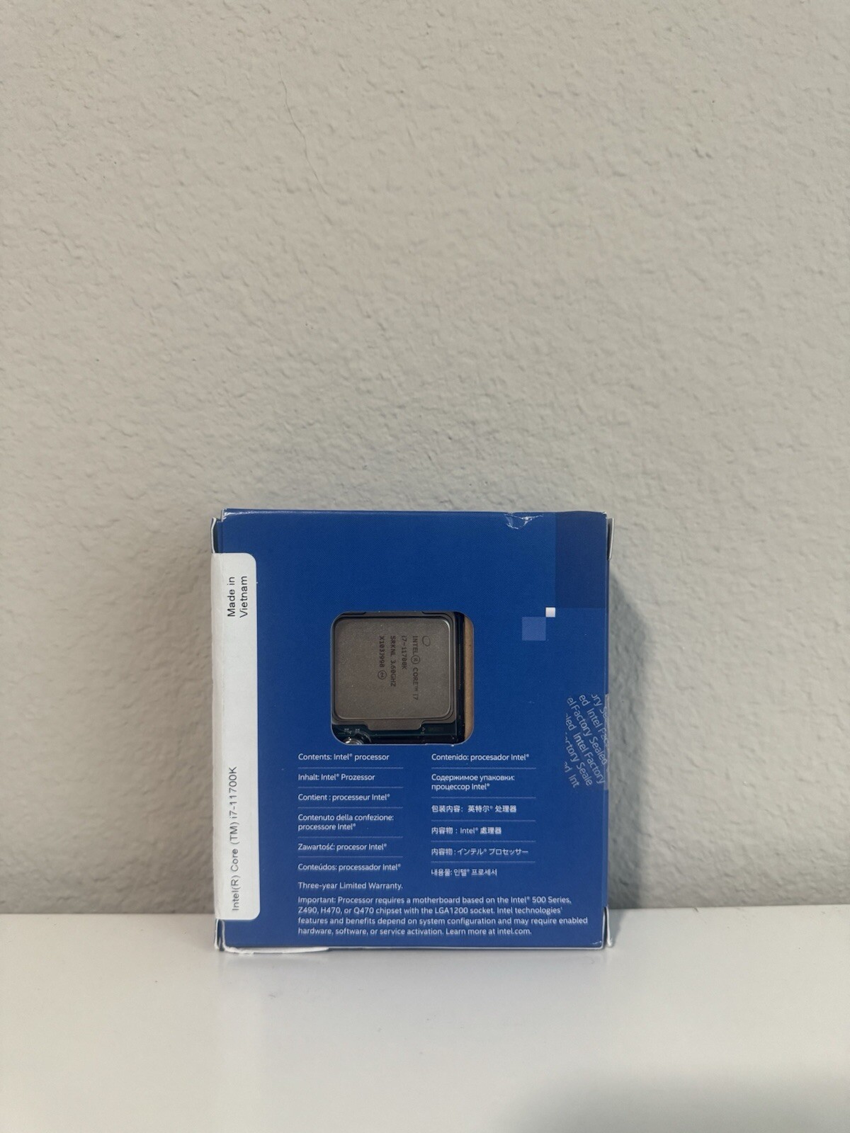 Intel Core i7-11700K Processor (5 GHz, 8 Cores, Socket FCLGA1200) Box ...