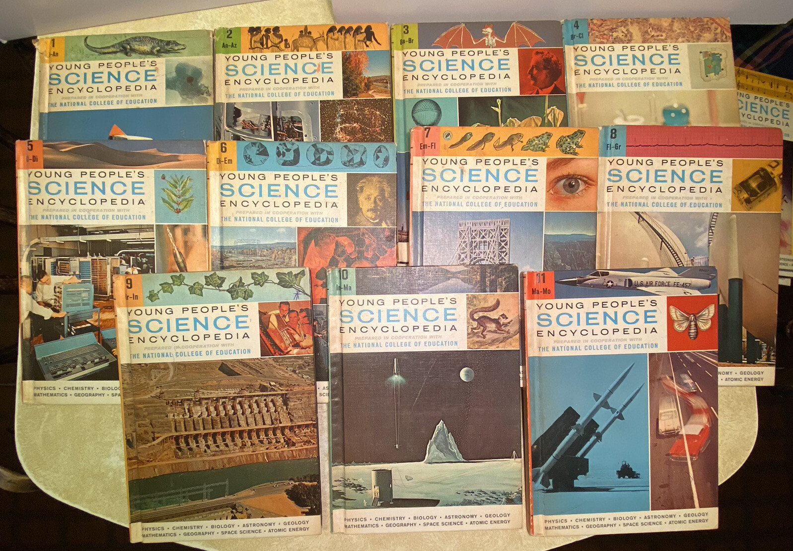 Vintage 1960s Young Peoples Science Encyclopedia Complete 20 Volume Set ...