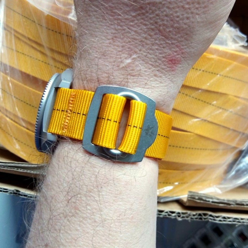 Jump Strap O-RIG with Captive Keeper, Yellow/Black Fleck, Watch Strap ...