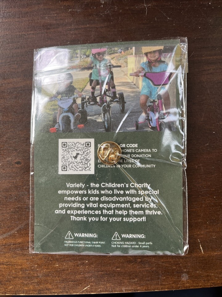 "Wicked" AMC Theatres Set Heart Pin Featuring Elphaba Unopened | eBay