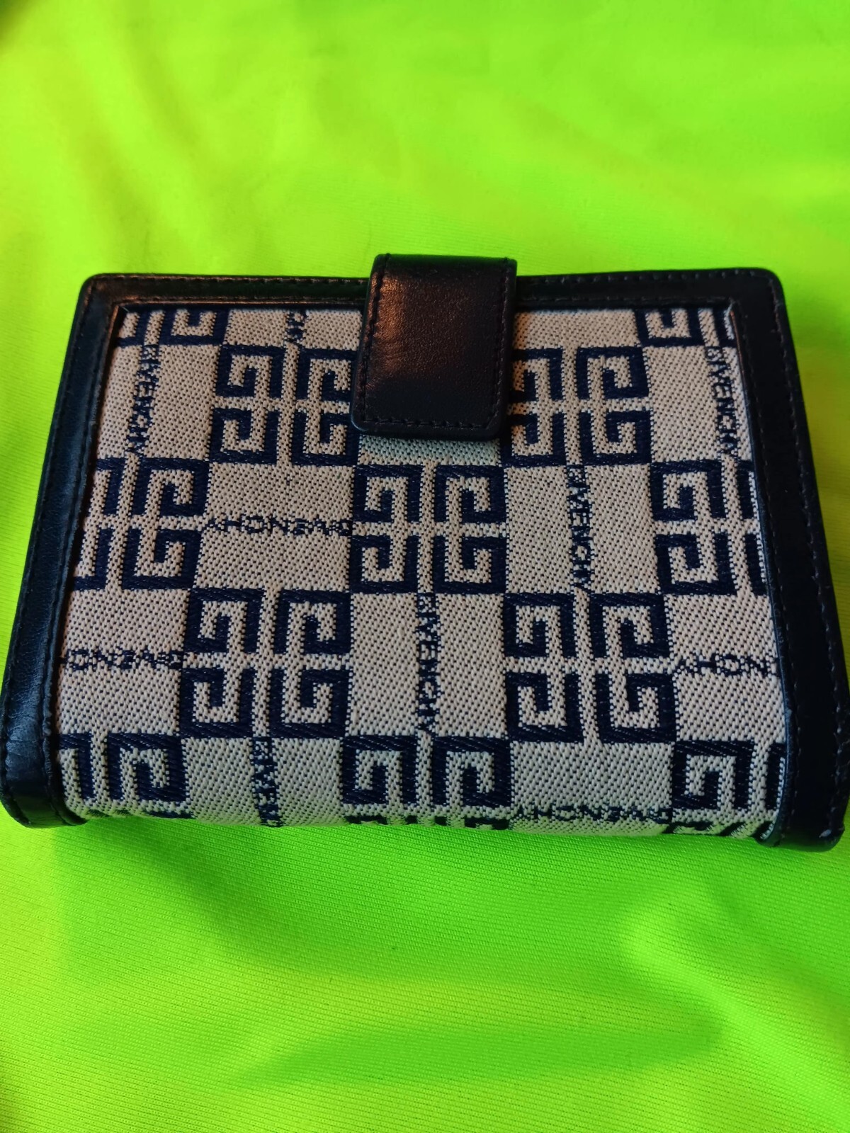 Givenchy VINTAGE FRENCH PURSE LOGO JACQUARD PRINT EUC - Gem