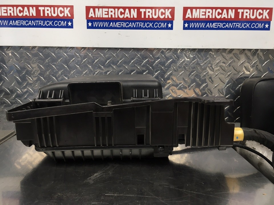 Freightliner Cascadia VPDM Cab Fuse Box Distribution Module P/N A06 ...