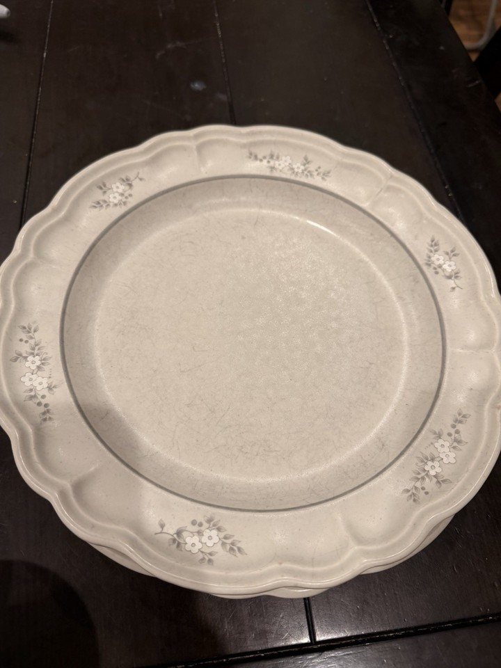Vintage Pfaltzgraff Heirloom Stoneware 14 Piece Set | eBay