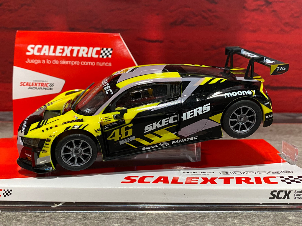 SCX 1/32 Scale Analog Audi R8 LMS - VR46 with lights with Graphite ...