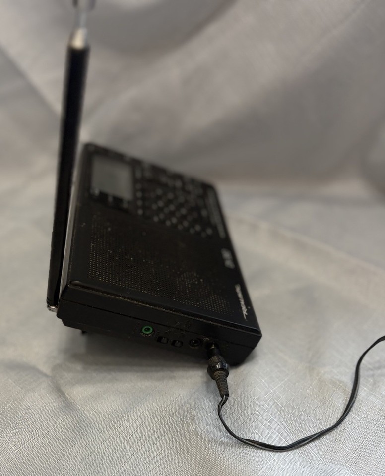 Realistic DX-380 FM LW MW Short Wave Portable Radio - Untested | eBay