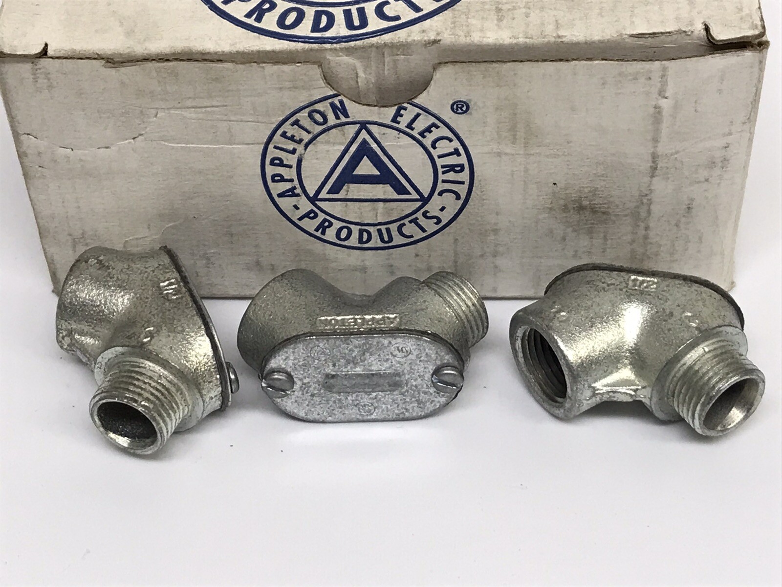 3 Appleton Type MFL-50 Conduit Pulling Elbows 1/2" Threaded M/F 90 ...