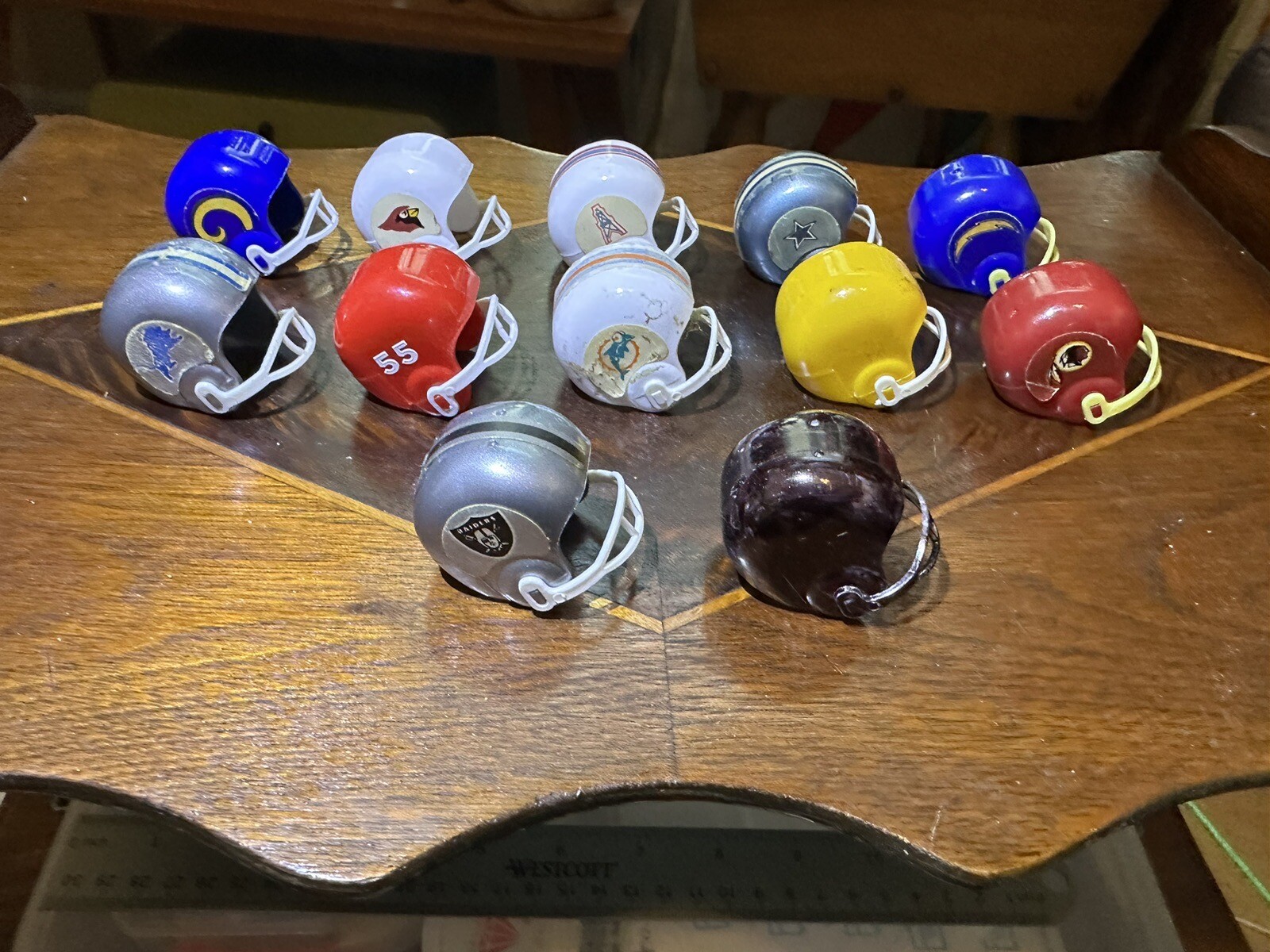 Lot Of 12 Vintage NFL Mini Gumball Vending Machine Football Helmets | eBay