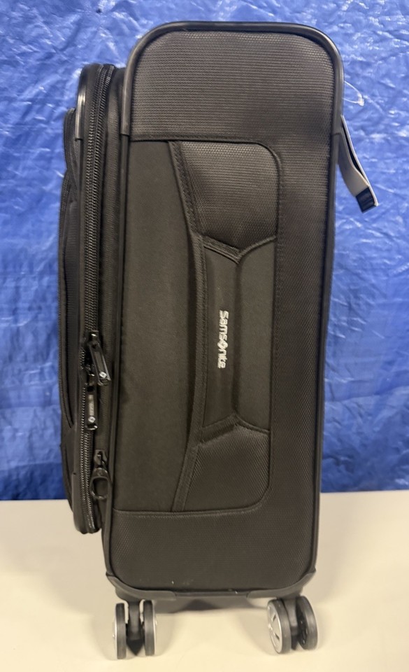 Samsonite HyperSpin 4 21" Carry-On Suitcase, 4-Wheeled Spinner | Free ...