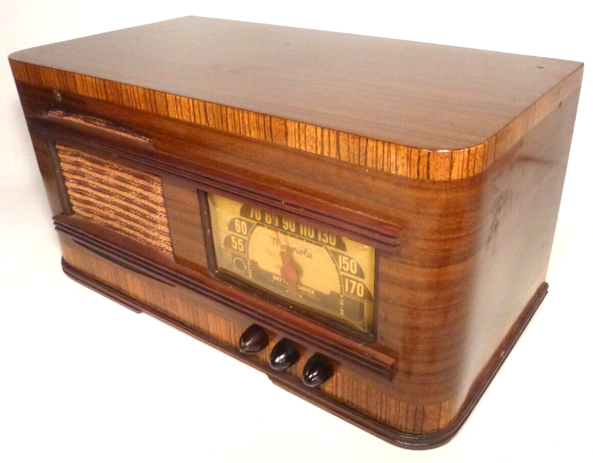 Mid-Century BEAUTIFUL FARM ( battery ) RADIO - untested MOTOROLA 45B12 ...