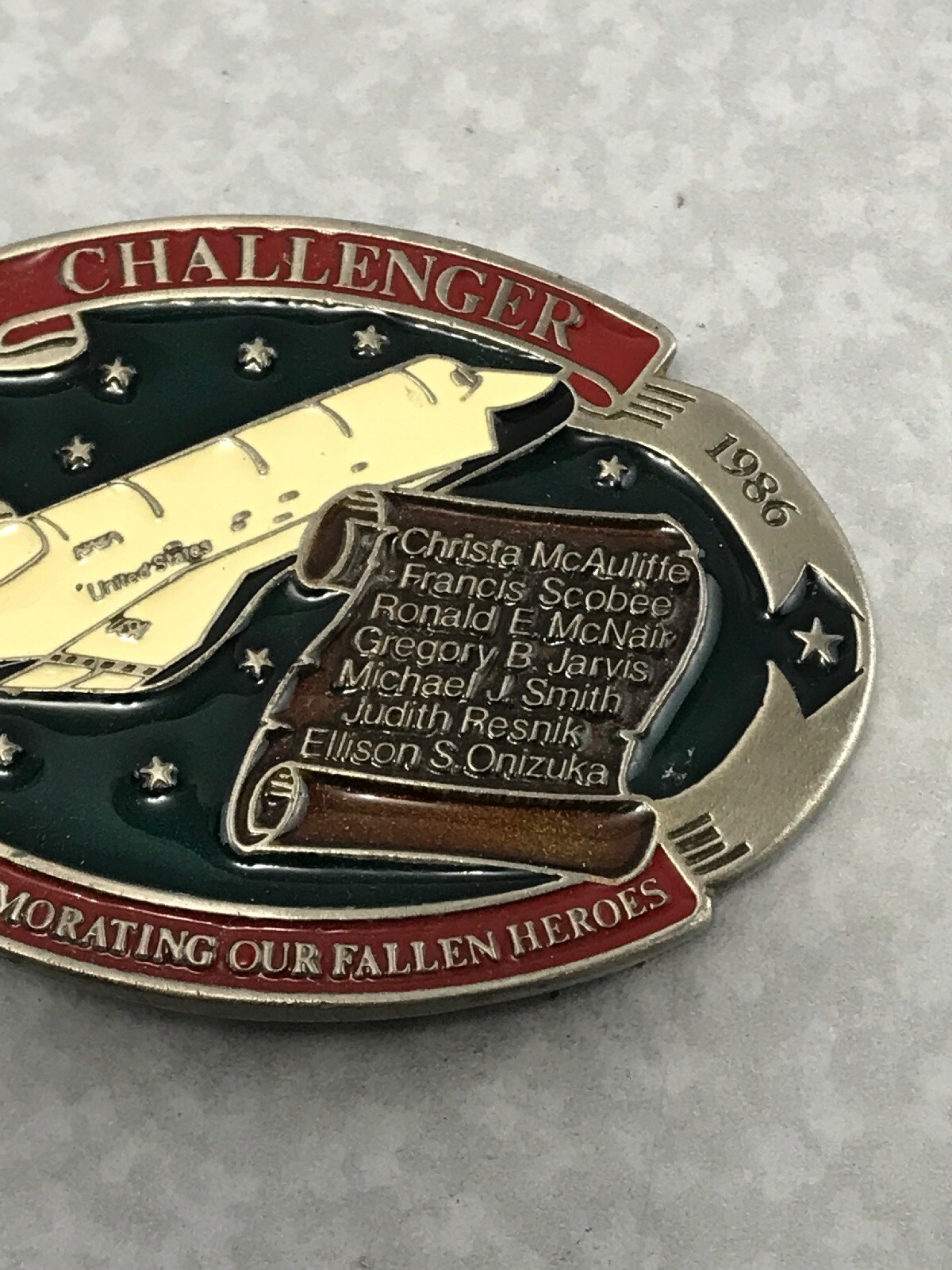Vintage 1986 Challenger Commemorative NASA Space Shut… - Gem