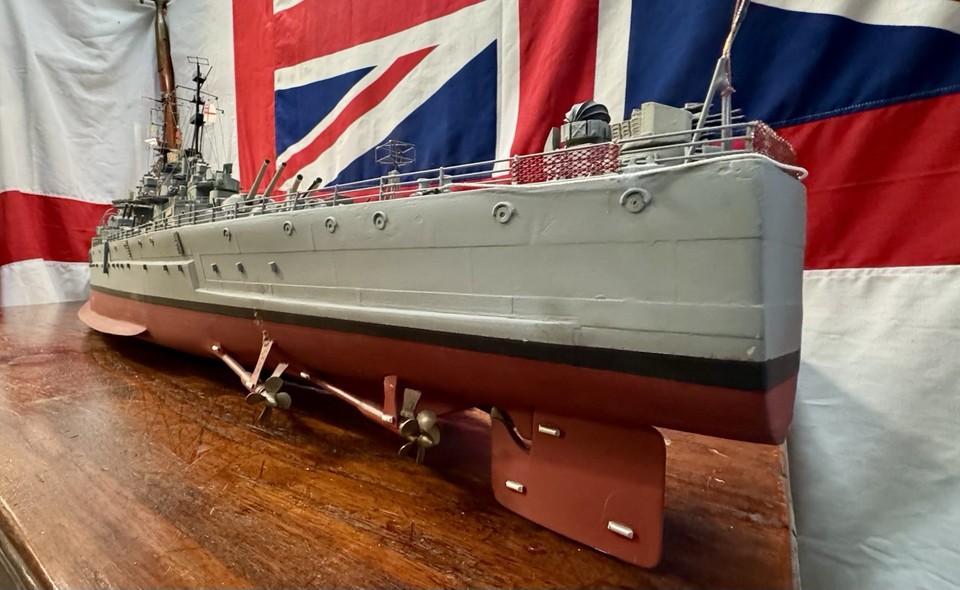 Superb Hand Crafted 2M Long Royal Navy HMS Vanguard Motorised ...