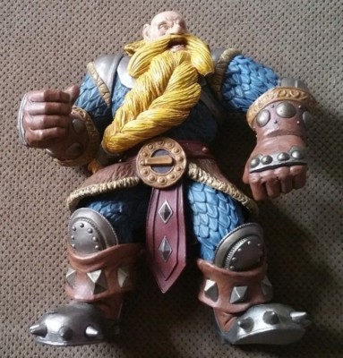 WARCRAFT BLIZZARD FIGURE 2002 DWARF MURADIN BRONZEBEARD | eBay