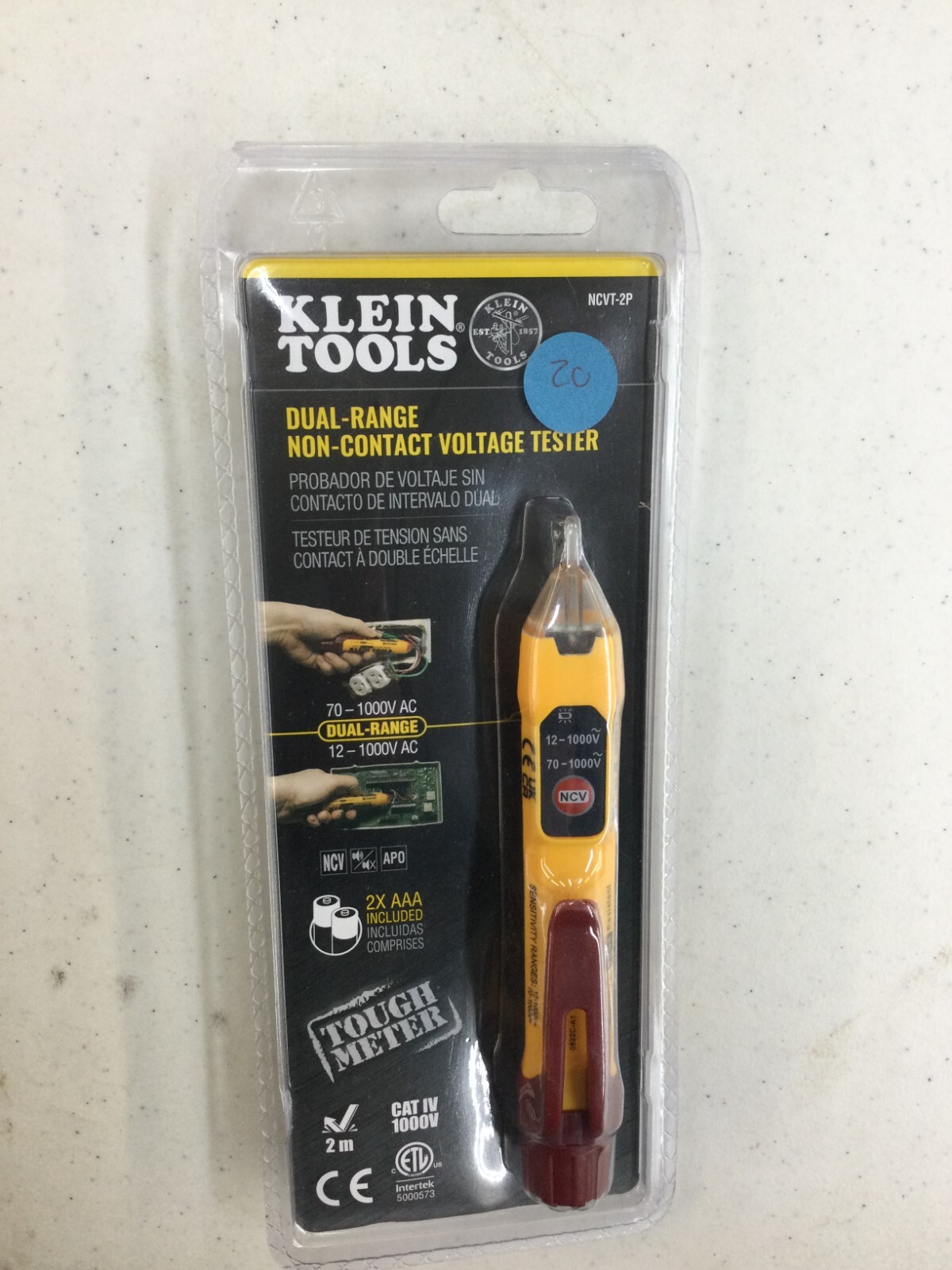 Klein Tools NCVT-2PR 12V to 1000V AV Dual Range Non-Contact Voltage ...