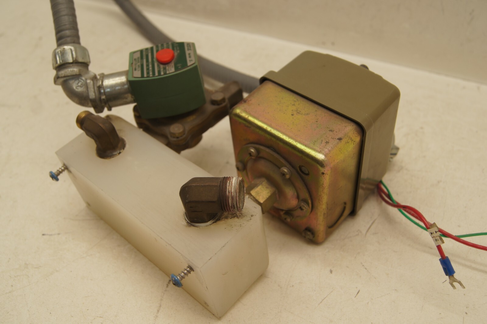 ASCO RED-HAT T901204 LISTED 104R SHUTOFF VALVE 8210G2 OEM | eBay