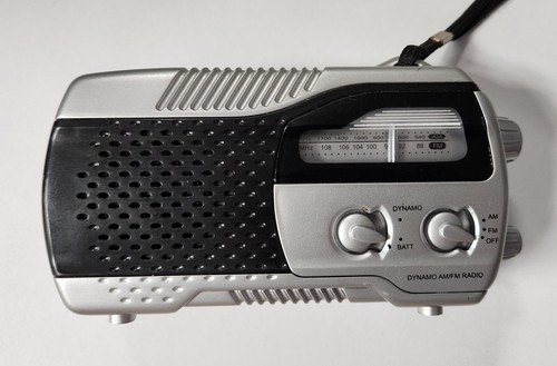 Dynamo Flashlight & AM/FM Radio - Works | eBay