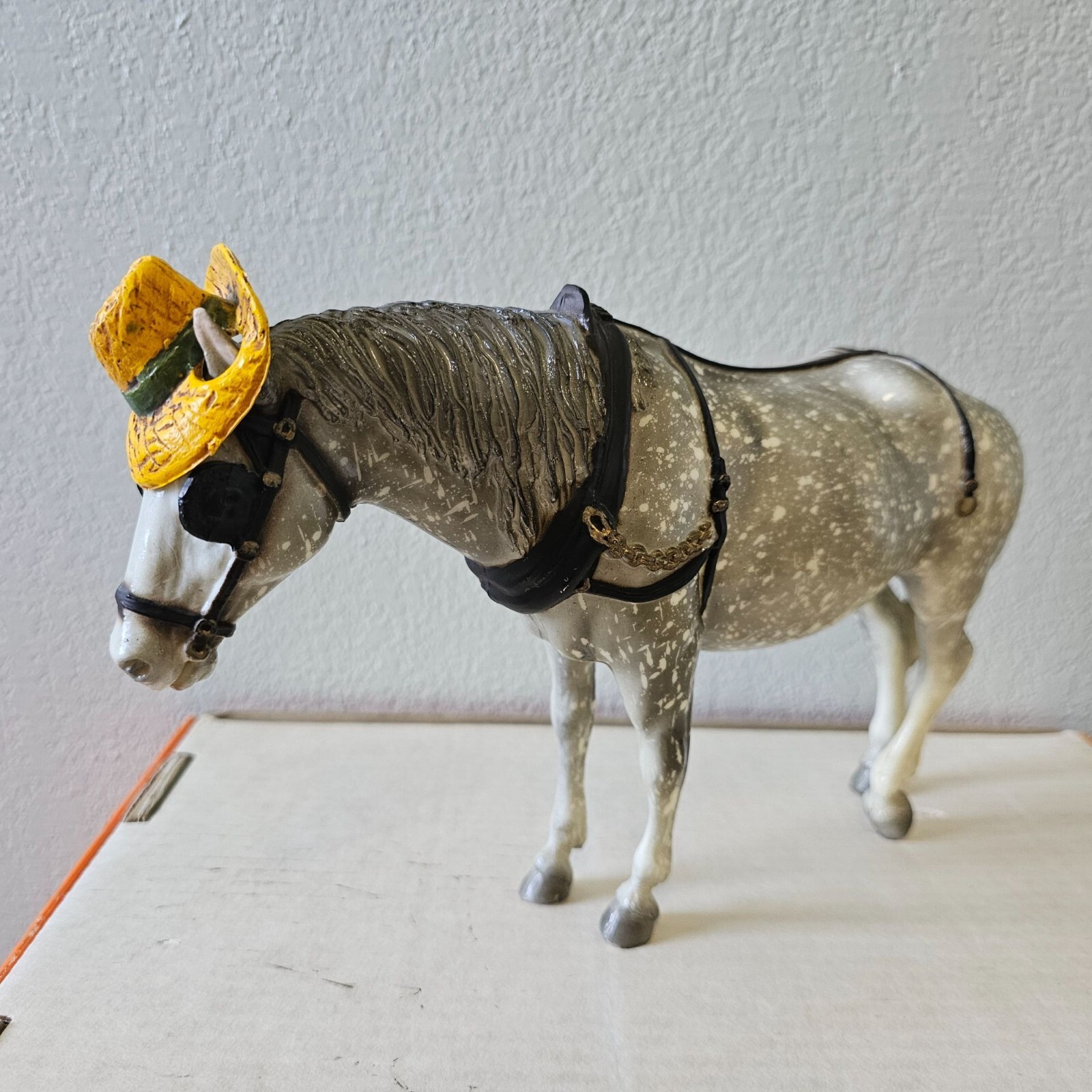 Breyer Horse Old Timer Glossy Dapple Grey #205 With Hat Traditional ...