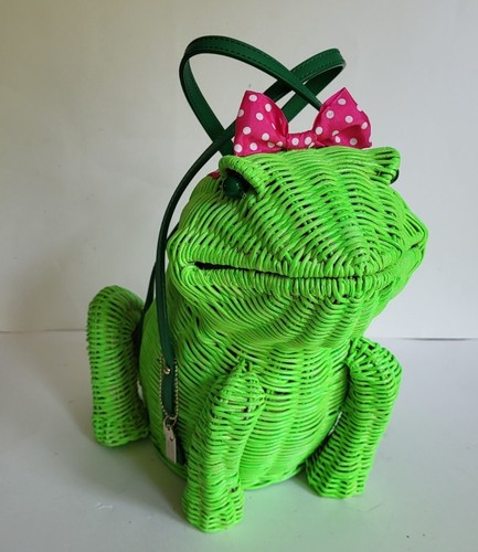 Kate Spade Wicker Novelty Bag Hand Painted Big Green Frog w/ Pink polk ...