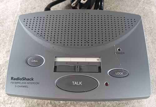 Radio Shack FM Wireless Intercom 3-Channel Station System 43-3105A | eBay