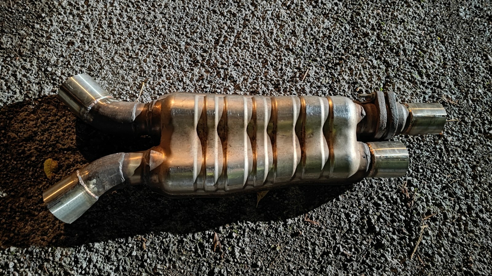 MERCEDES W211 W219 E55 CLS55 AMG SPORT CENTER EXHAUST SYSTEM PIPE OEM ...