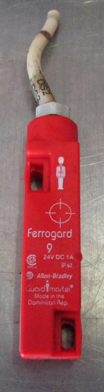 Ferrogard 9 440N-G02044 SER B Safety Switch 24VDC 1A Used Cut Out Y2 | eBay