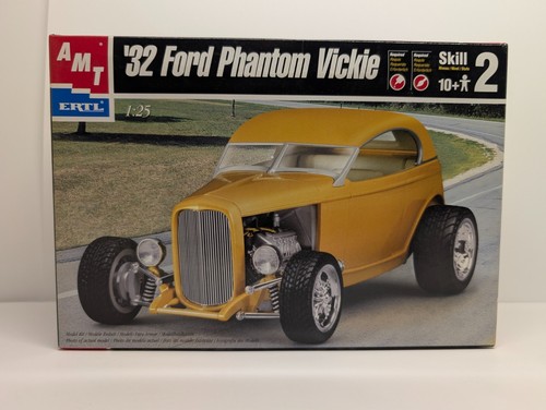 AMT/ERTL '32 Ford Phantom Vickie 1:25 Scale Model Kit | eBay