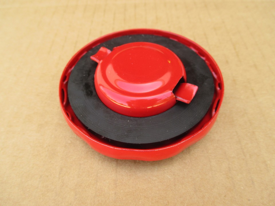RED FUEL CAP FOR MASSEY FERGUSON MF 1080 1100 1130 1150 135 150 1500 ...