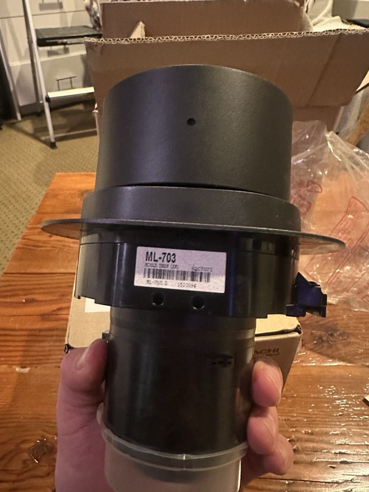 Hitachi CP-X8160 3LCD Projector W/ Replacement Lamp + Lens And Remote ...