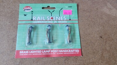 Model Power HO Brass Lighted lamp Posts #8482 | eBay