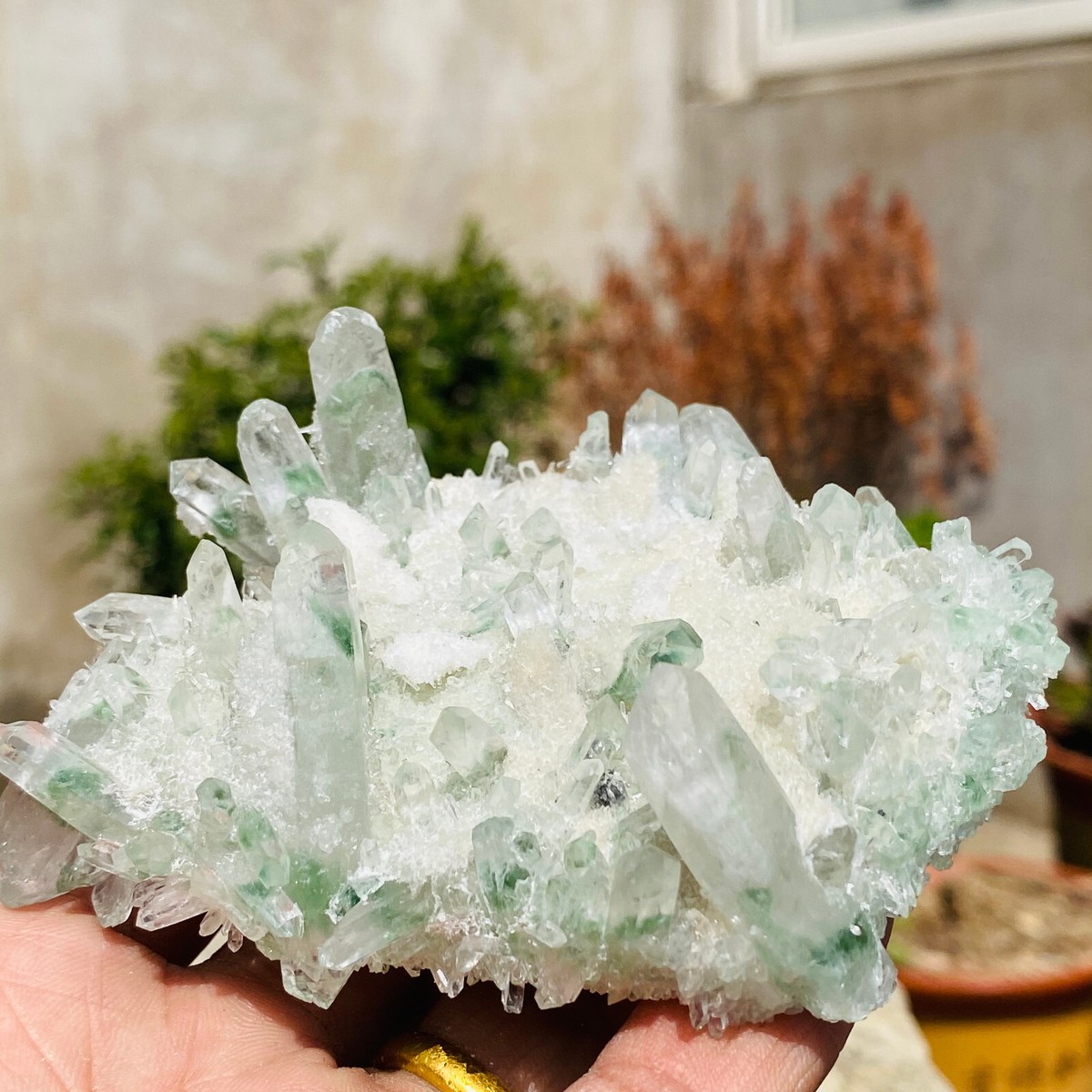 Rough Green Quartz Aventurine Green Unprocessed, Natural Stones.