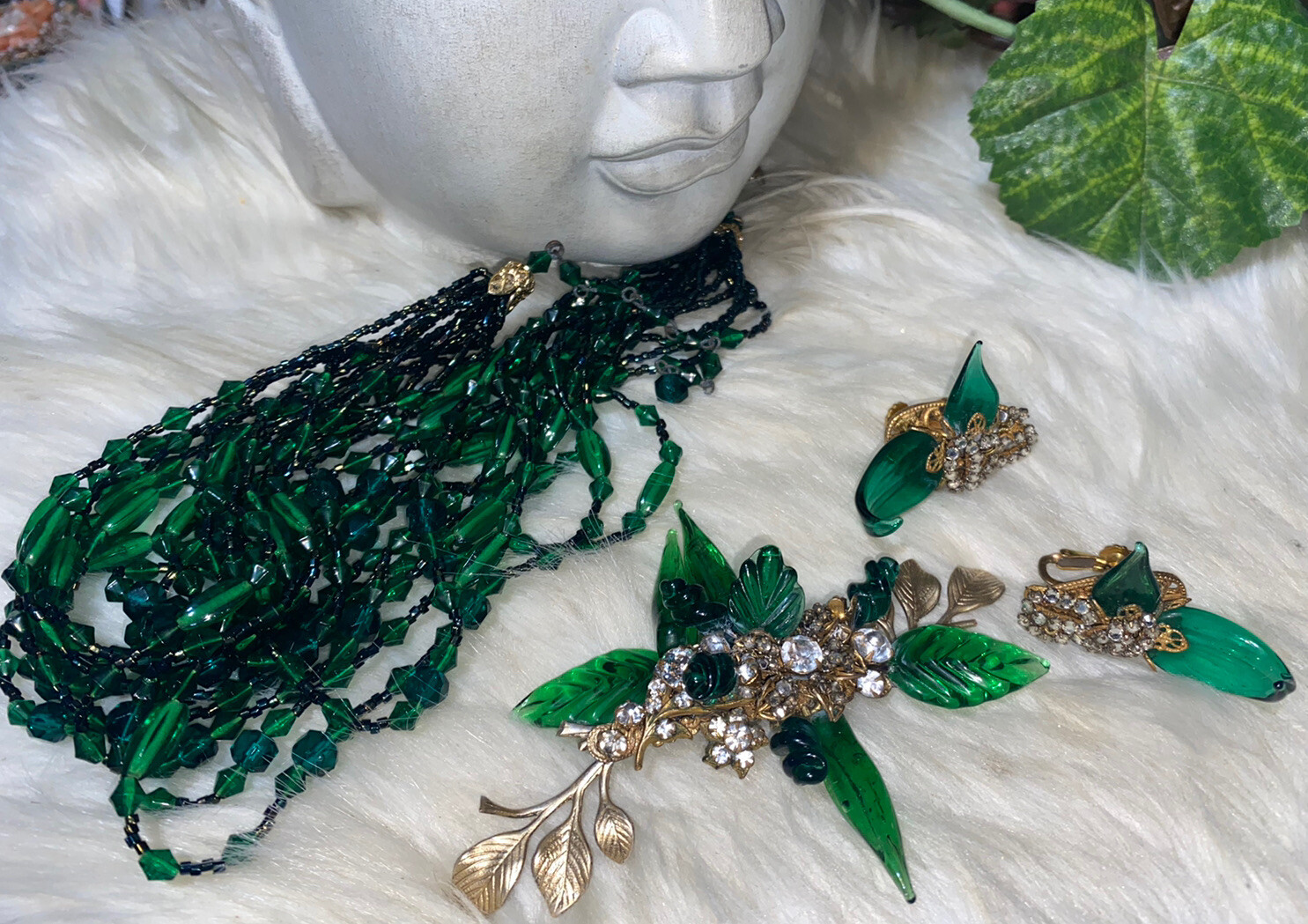 Miriam Haskell Rare Green Hand Blown Glass Parure Nec… - Gem