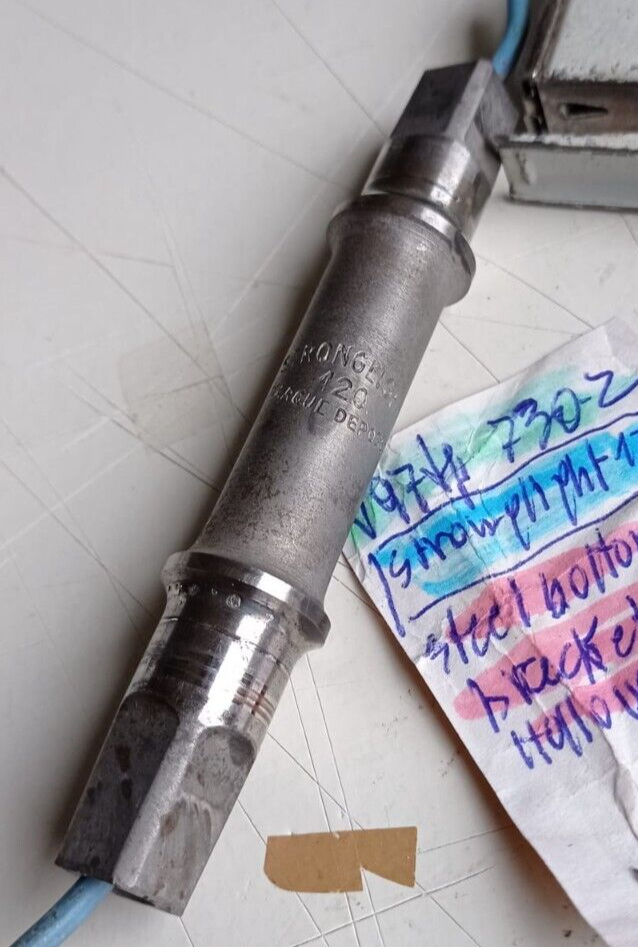 STRONGLIGHT MARQUE DEPOSE’ BOTTOM BRACKET AXLE ASSE MOVIMENTO CENTRALE ...