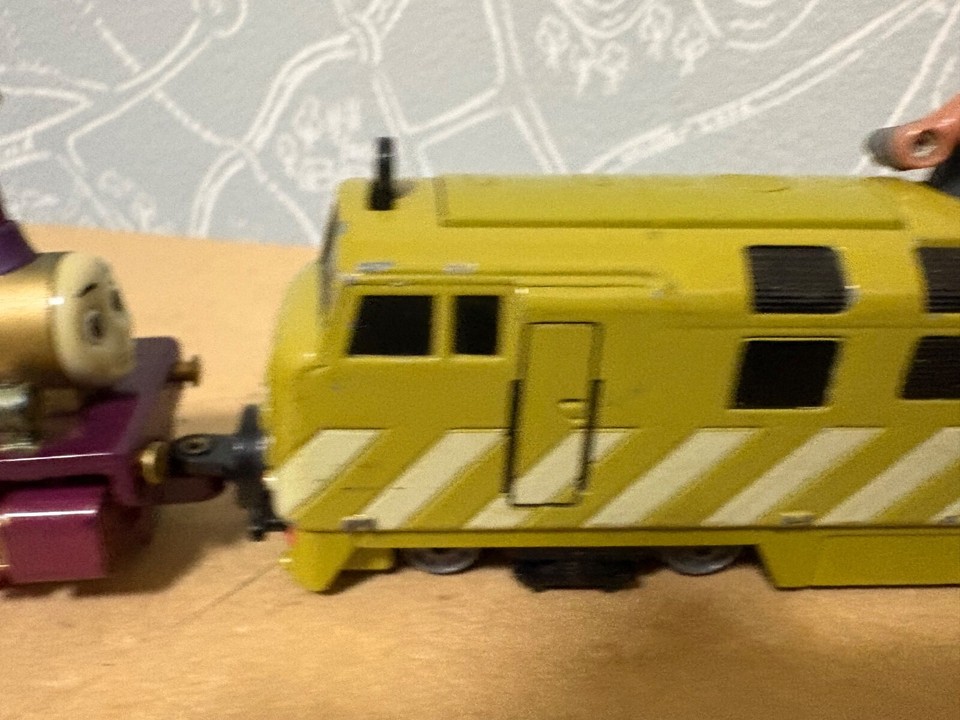 Thomas Engine Collection Series Bandai Diesel 10 Lady Diecast Magic ...