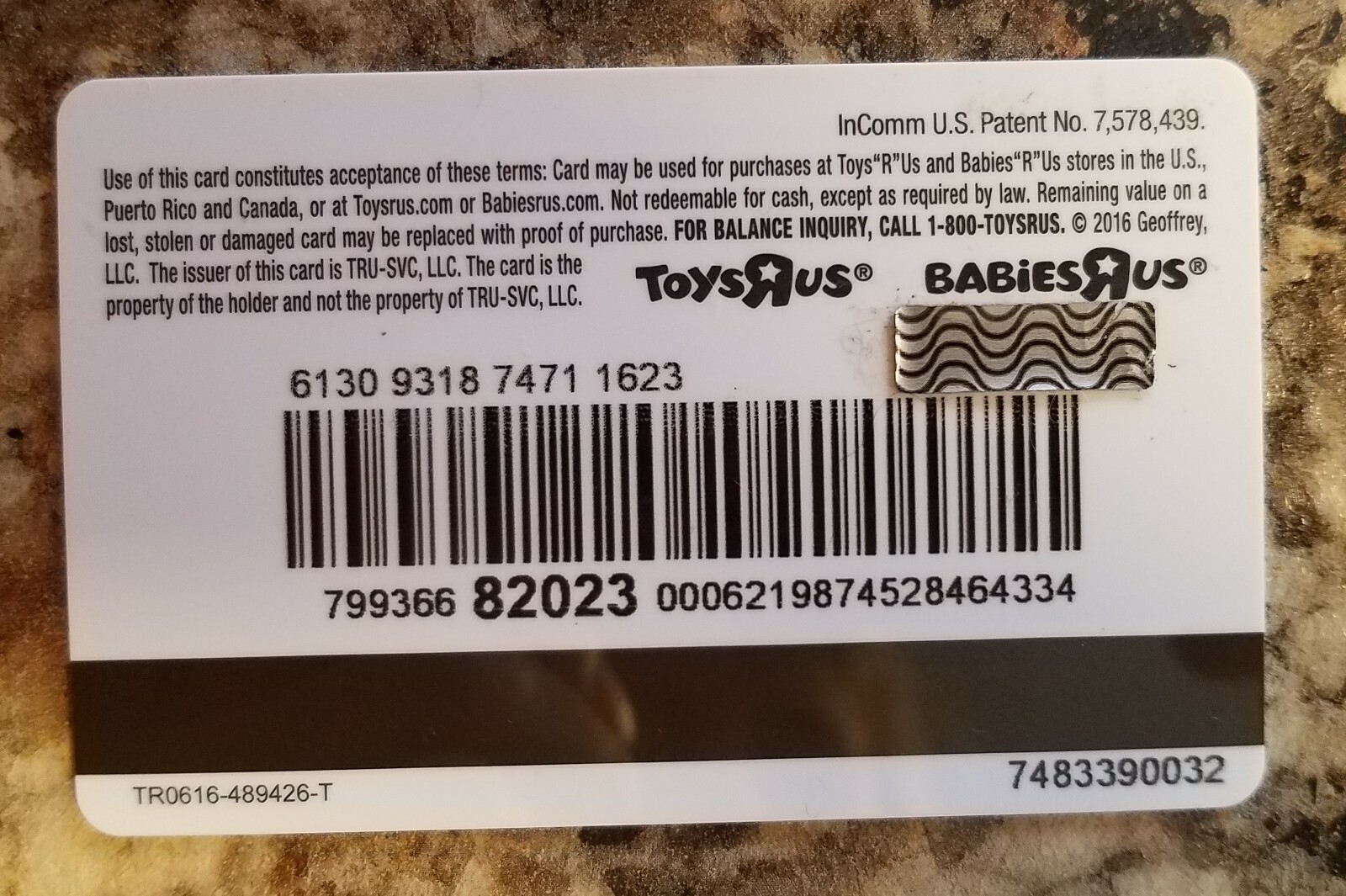 COLLECTIBLE Toys R Us Gift Card Loaded w/ $100 (NO CURRENT VALUE) USA ...