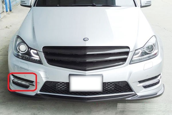MERCEDES BENZ W204 C Genuine AMG Package Front Right Lower Grill ...