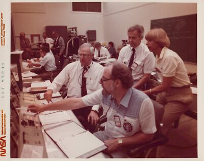 STS-9 Spacelab 1 Mission Control Johnson ESA 1983 - Original NASA Photo | eBay
