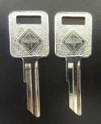 2 NEW KEYS INTERNATIONAL TRUCK 1990-2004 OEM Key Blanks 1790AM RA4 ...
