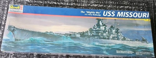 Revell USS Missouri The "Mighty Mo" U.S. Navy Battleship 1:535 Scale ...