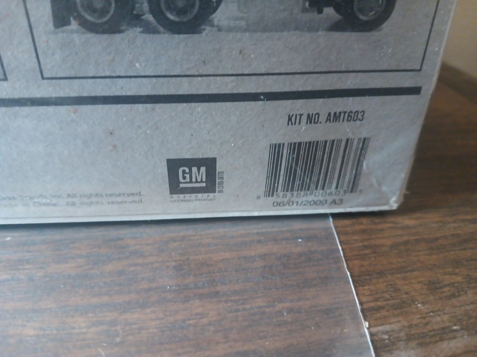 AMT 1/25 Chevy Titan 90 Truck Tractor Model Kit Brand New Sealed | eBay