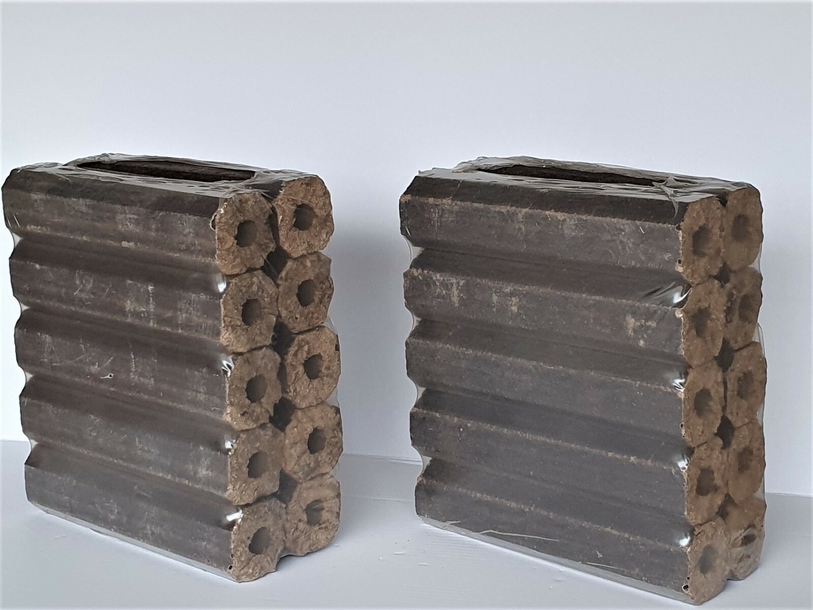 High Energy Ultra Dry Heat Logs Eco Wood Open Fire Log Fuel 2 x 10 kg ...