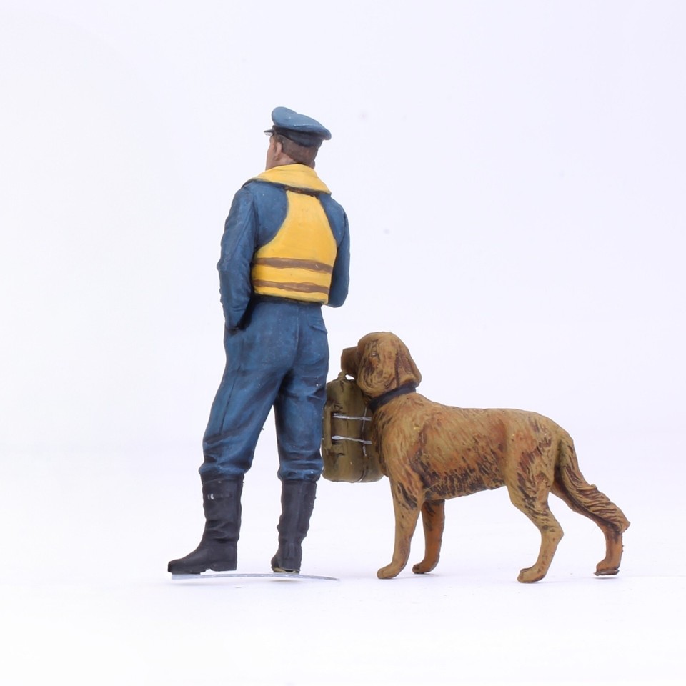 (Pre-Order) Pro-Painted 1:32 RAF Pilot & Dog (02 figures) WW2 | eBay